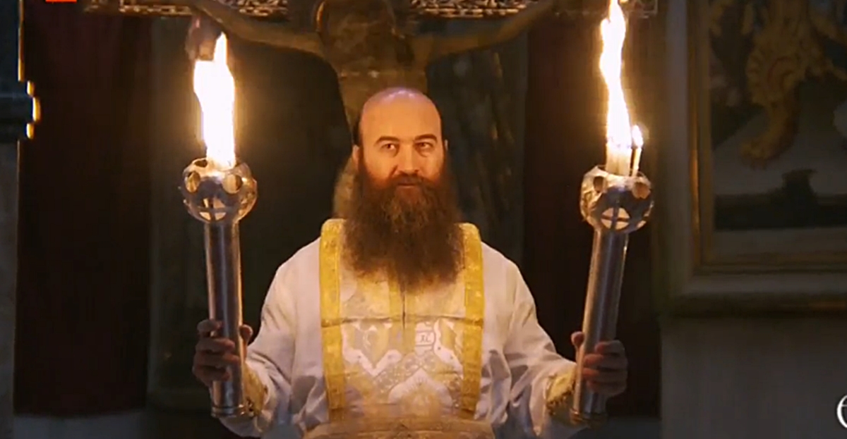 THE MIRACLE IN JERUSALEM at The Holy Sepulchre – The Holy Fire of the ...